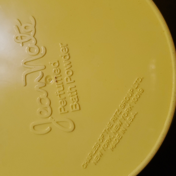 jean nate' | Bath & Body | Vintage Jean Nate Perfumed Bath Powder ...